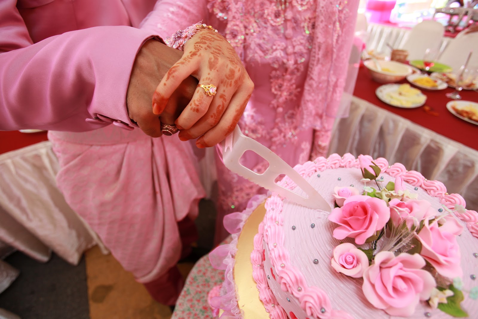 Wedding Review: Kek Kahwin - Cik Azizah