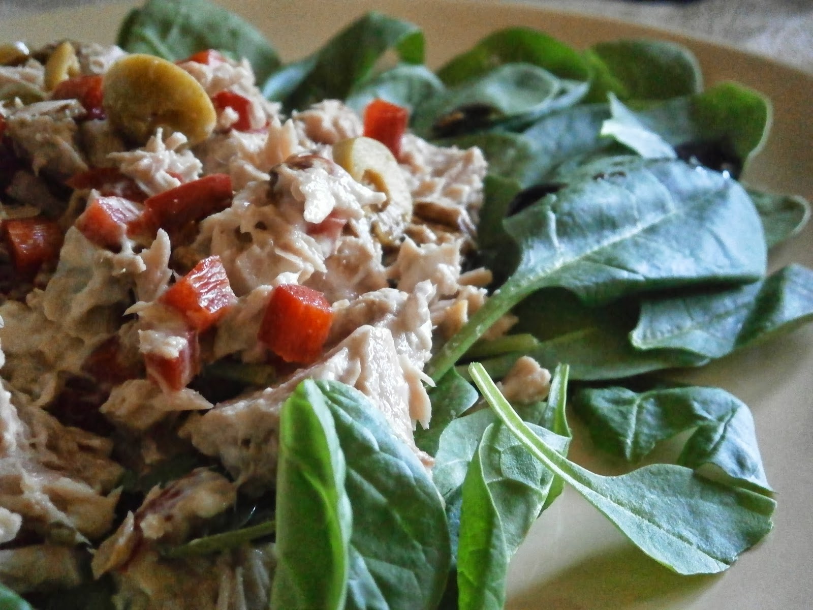 Boszorkánykonyha: Tonhal saláta és tonhal saláta receptek (gyűjtemény)