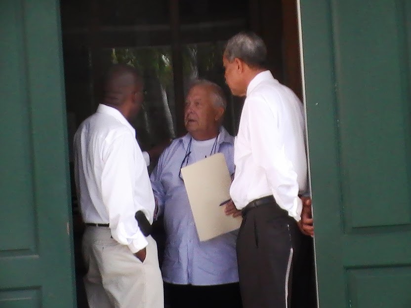 ST MAARTEN TODAY judith roumou: Photos Leroy de Weever, Roy Marlin, Cor ...