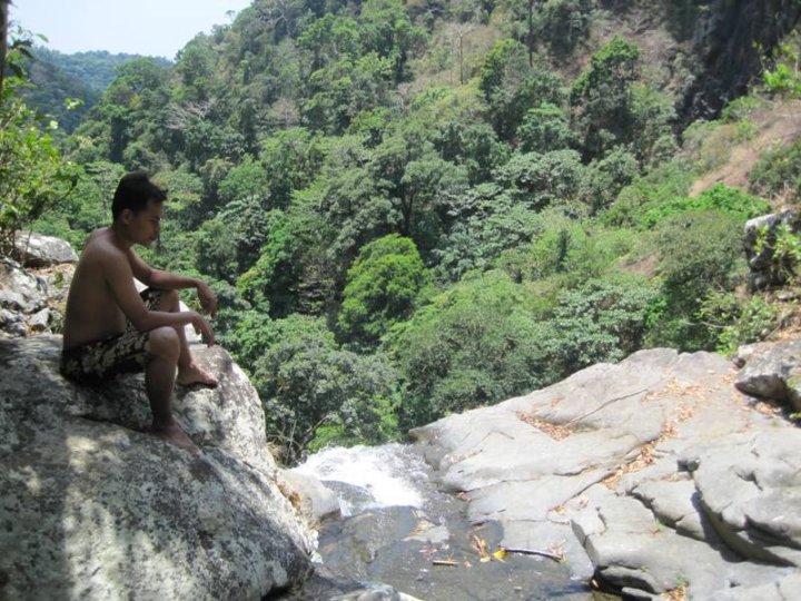 In The Eyes of a Traveler: Way to go to Ambon-Ambon falls