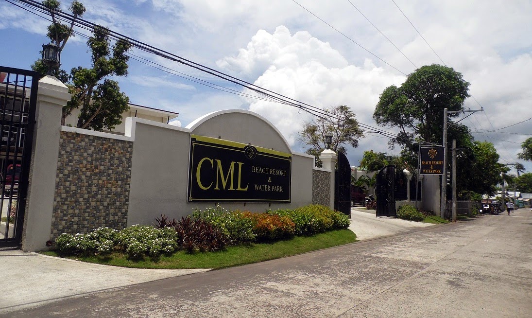 Smart Backpacker: CML Beach Resort & Water Park