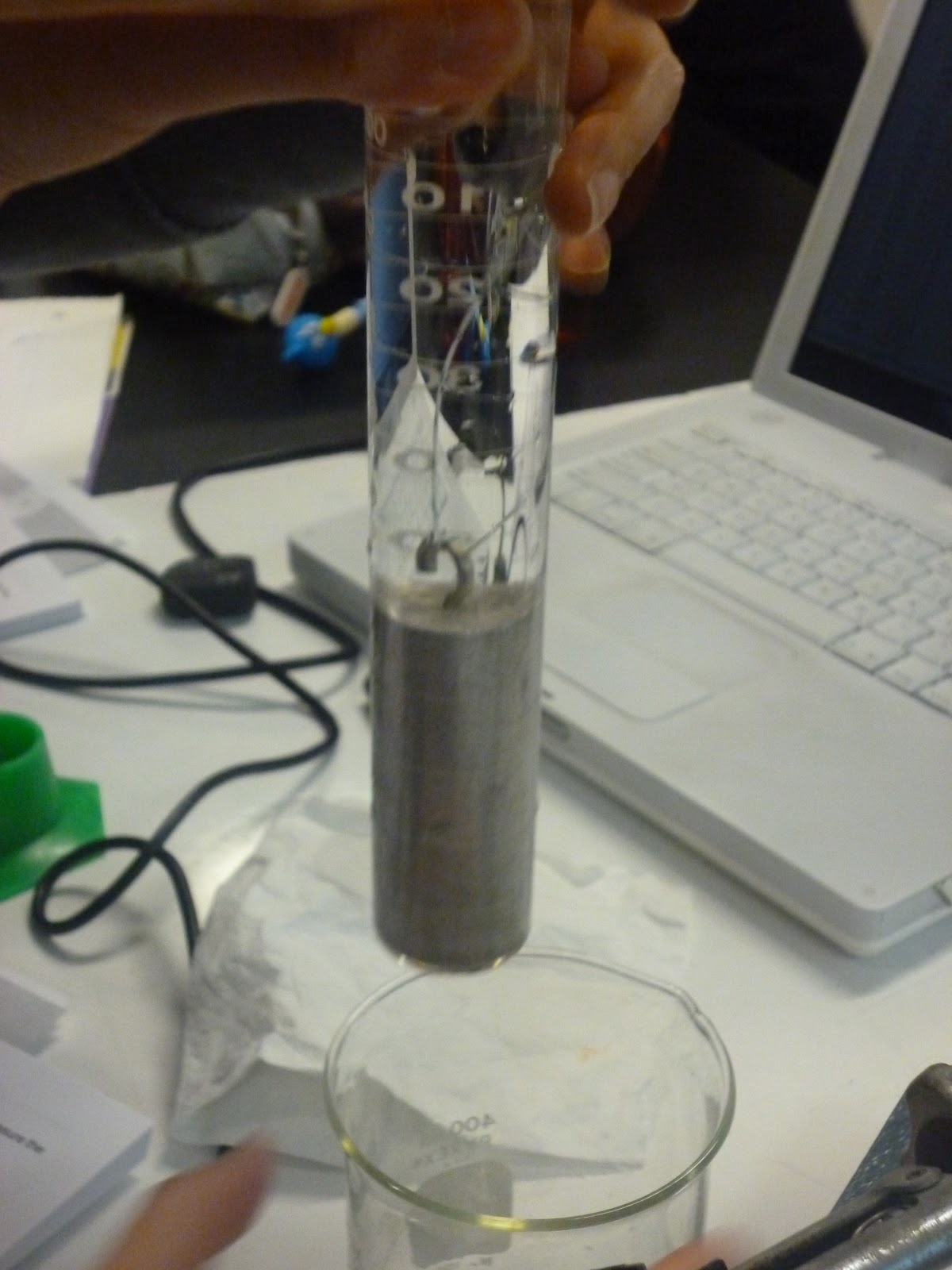 Physics 4C fmlin: February 2012