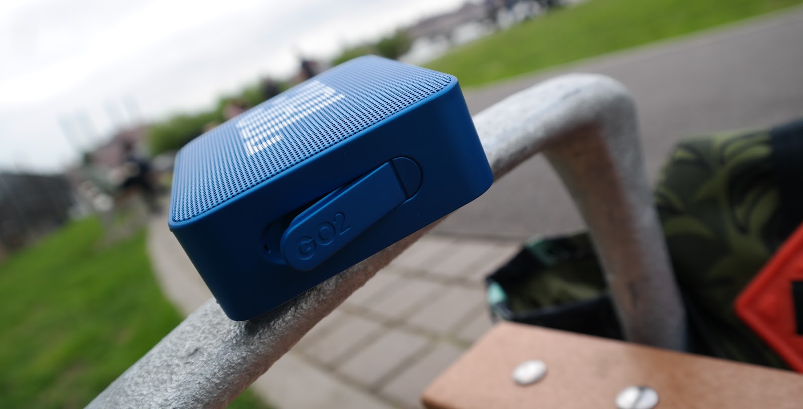 Gadgets live: JBL GO 2