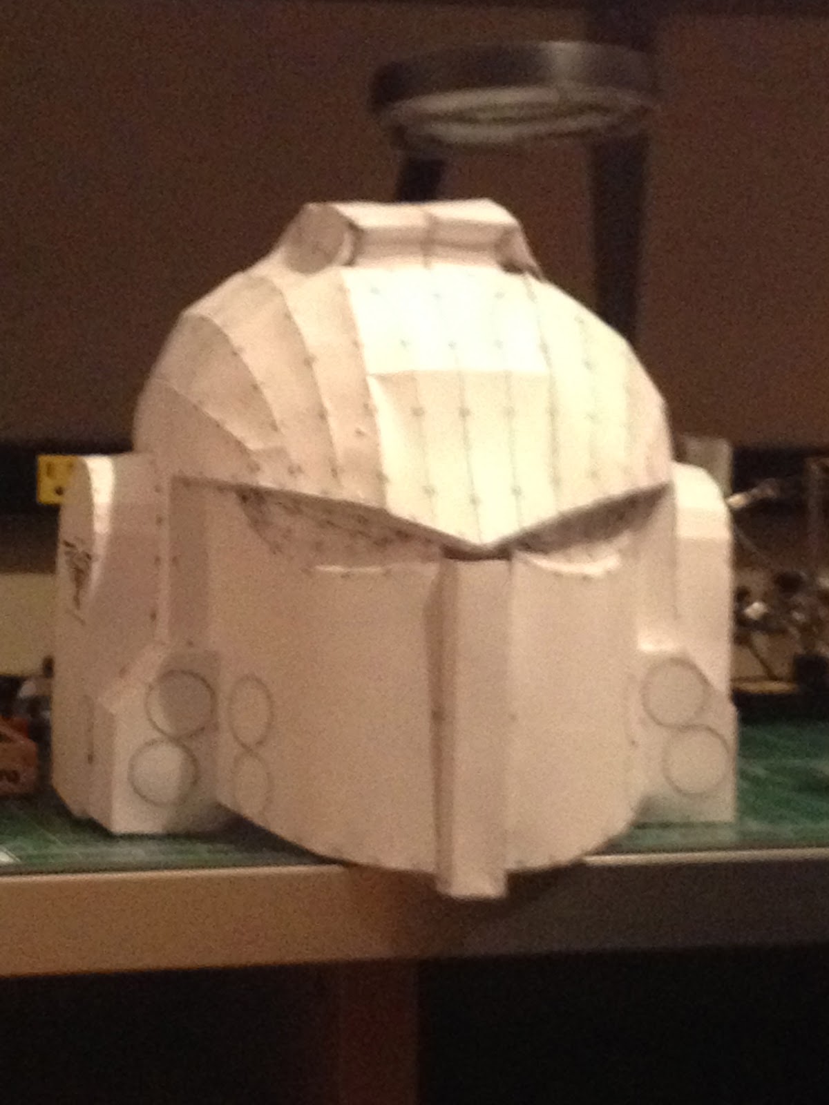 GB's Fab Shop: Pepakura - first sequence