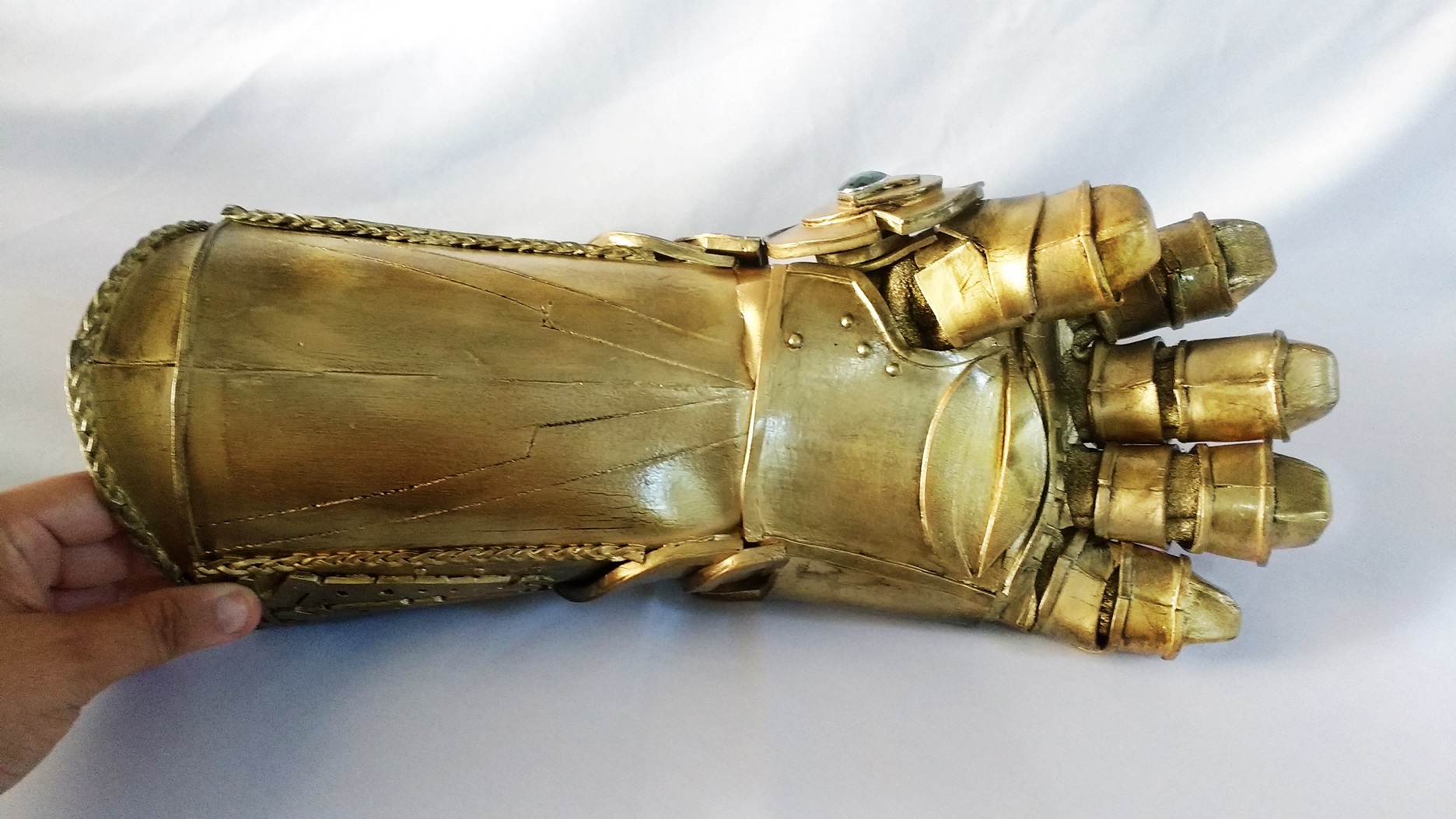 Arte Safira: Manopla do infinito com e.v.a tutorial bem simples