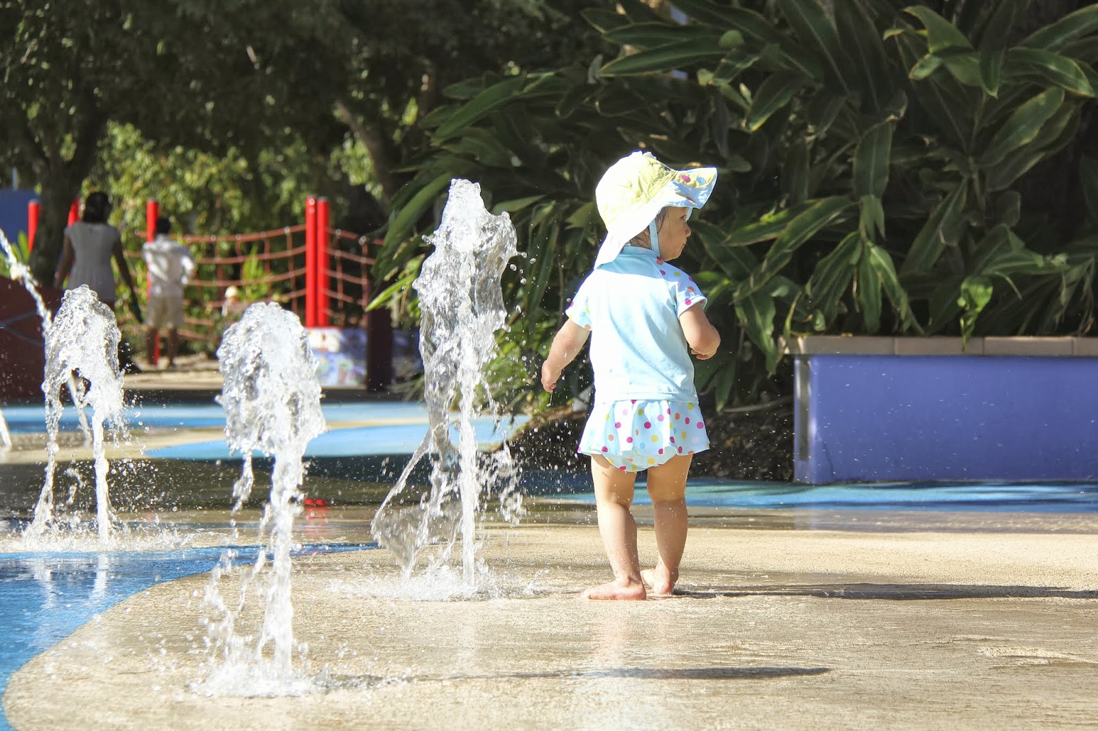 Zaydee to Australia: Day 7 = Cairns: Muddy's Playground, Esplanade Lagoon