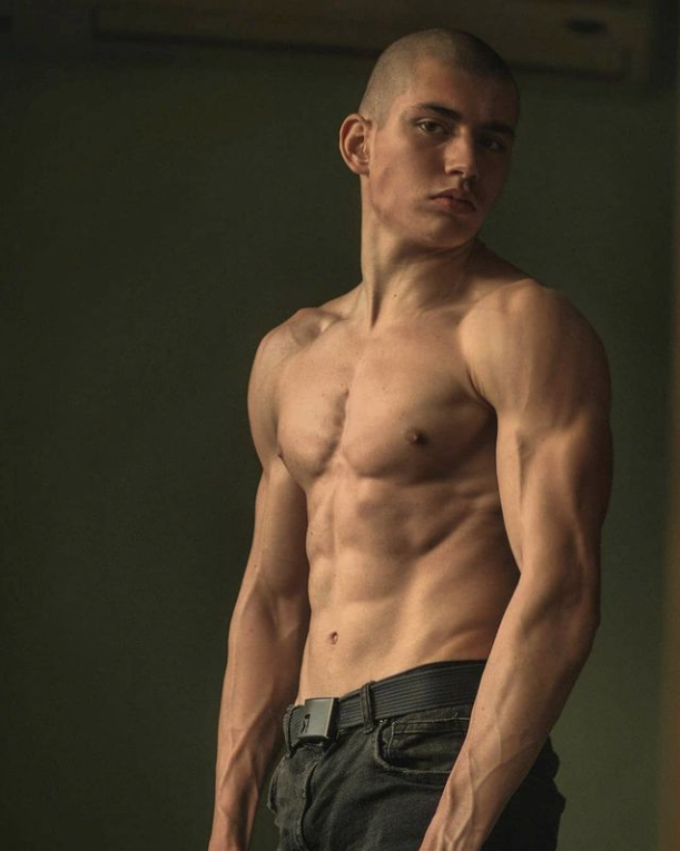 40 Lads Ready for the Challenge