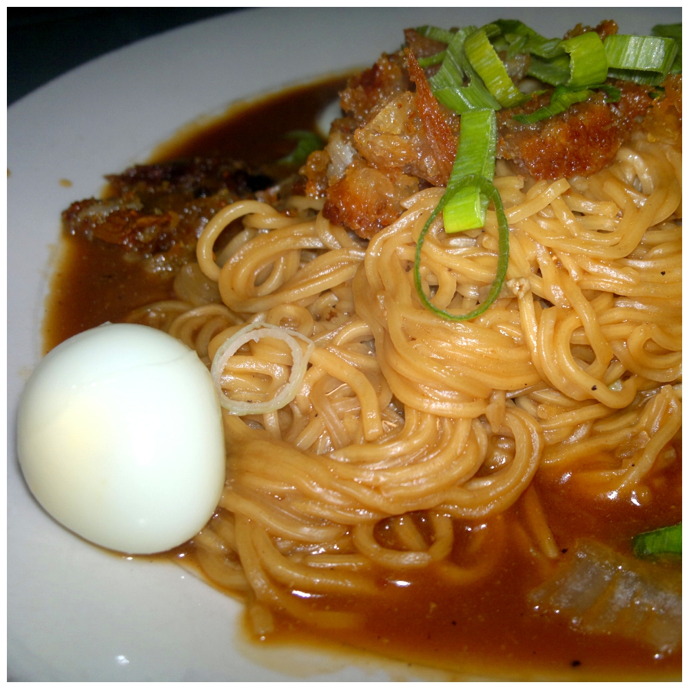 Cabagan: Pancit Cabagan of Feli-citas Fastfood & Restaurant