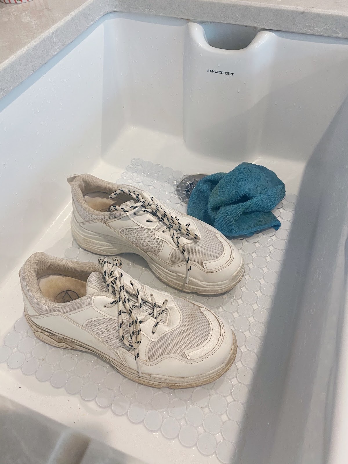 Cleaning White Trainers at Home. - This Gal Jess