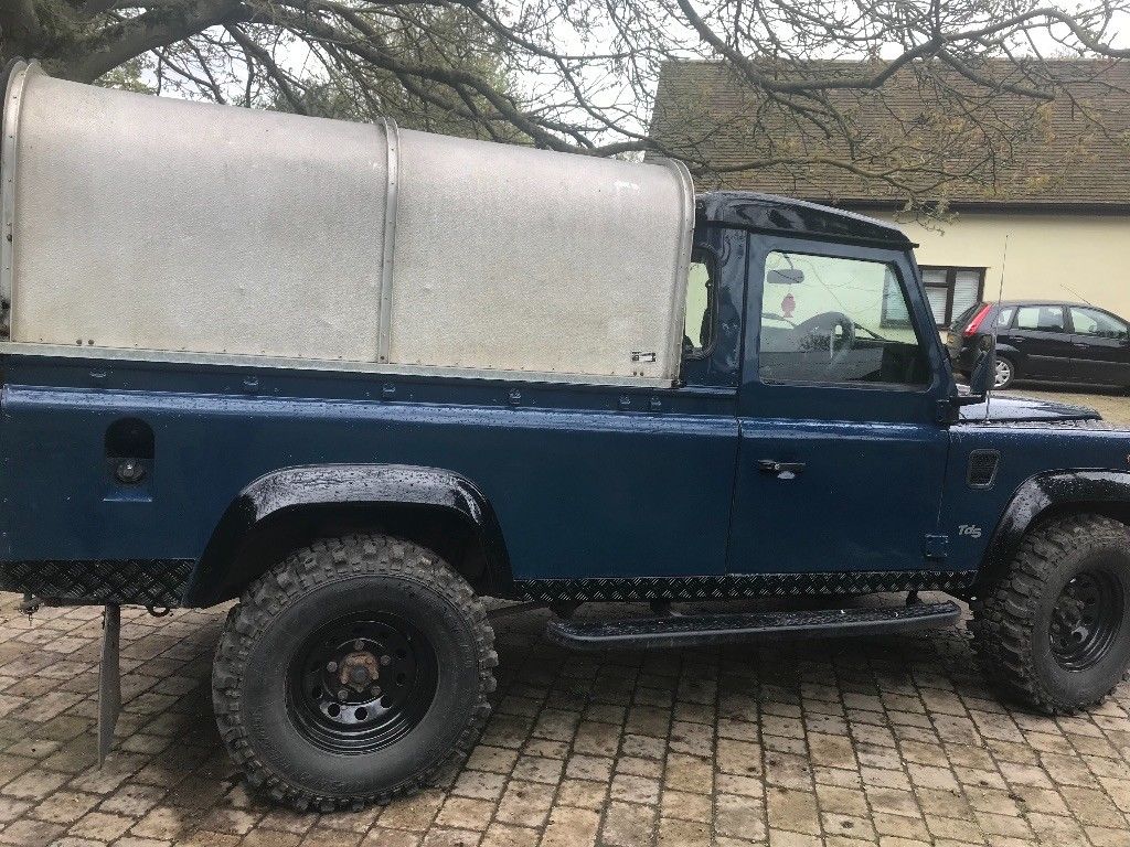 Landrover Defender: Land Rover Defender 110 - 2002