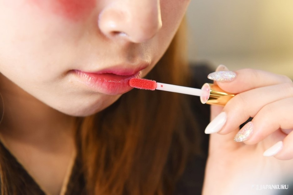 JAPANKURU: ♪ Japanese Beauty # The most popular makeup in Japan! Carry ...