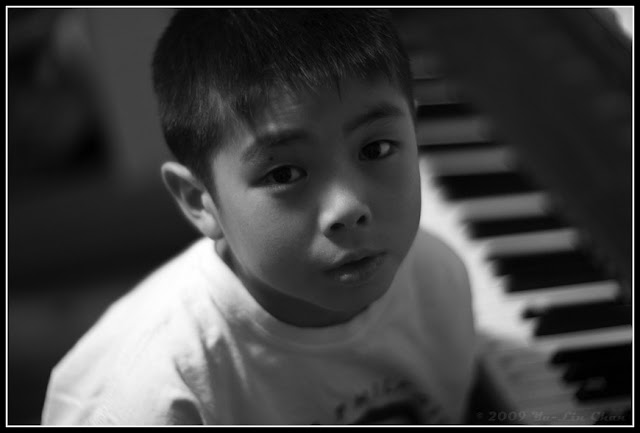 Lens Bubbles: JML 25mm f0.95 TV Lens -- The Perfect Normal Lens for G1?