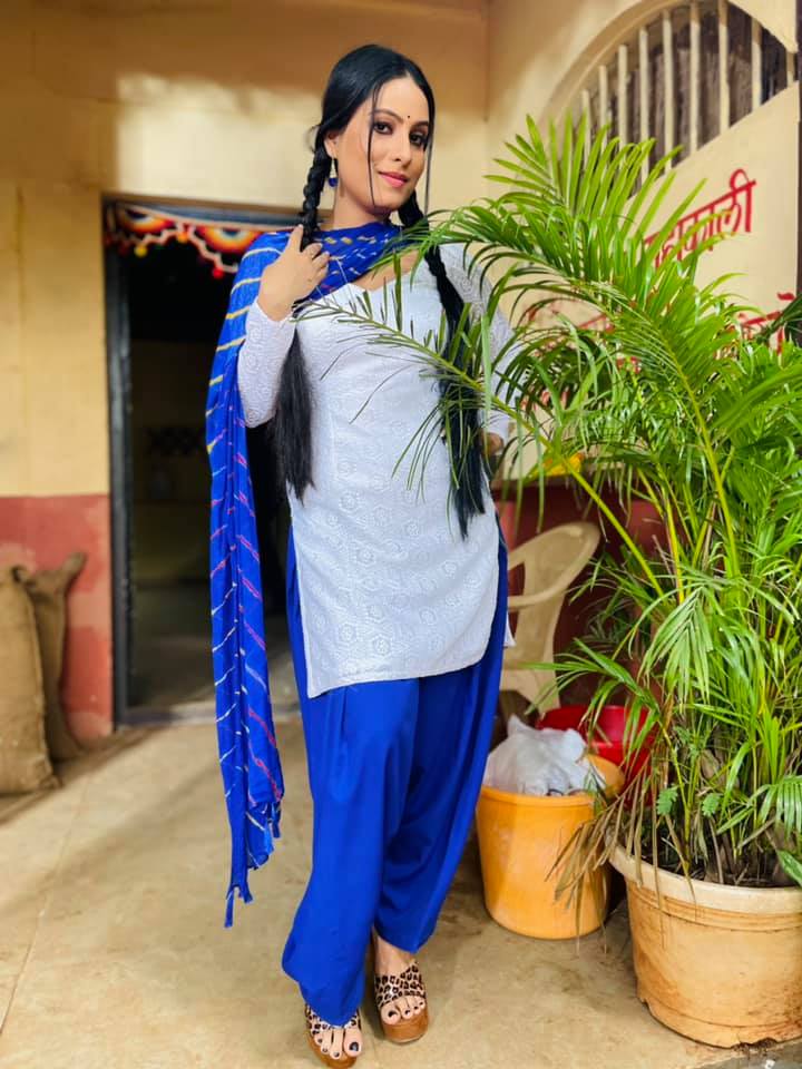 Rani Beti Raj Karegi Movie Actor, Wiki, Poster, Trailer, Video Song ...