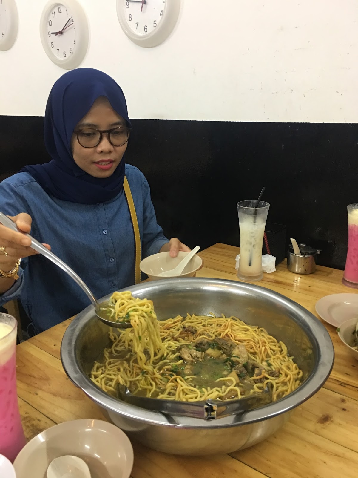 Fila Territory ~ Color The World: Review : Mee Besen, Melaka