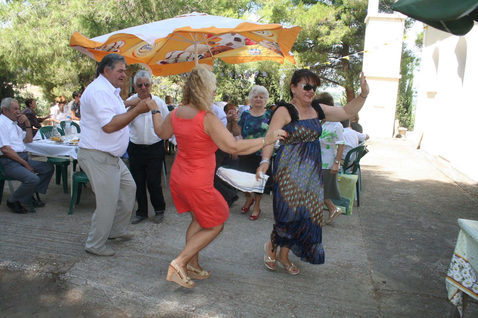 Εφύρα: ΓΙΟΡΤΗ ΤΗΣ ΑΓΙΑΣ ΠΑΡΑΣΚΕΥΗΣ 2011