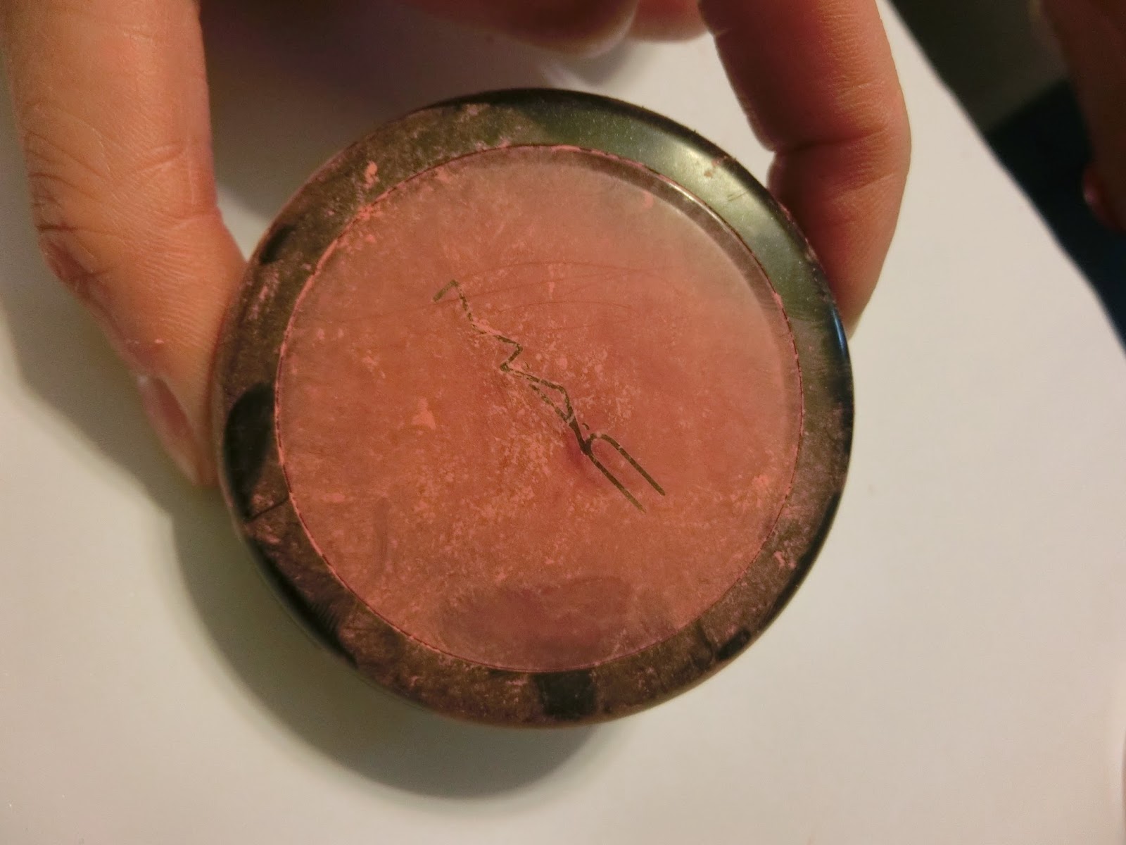 DING. Makeup