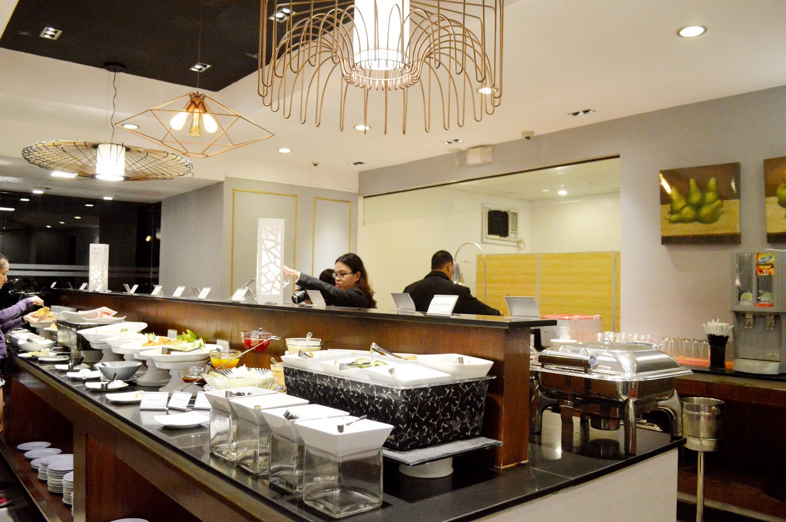 Escaped Mermaid CJ: 7 Flavors Restaurant of Chef Boy Logro