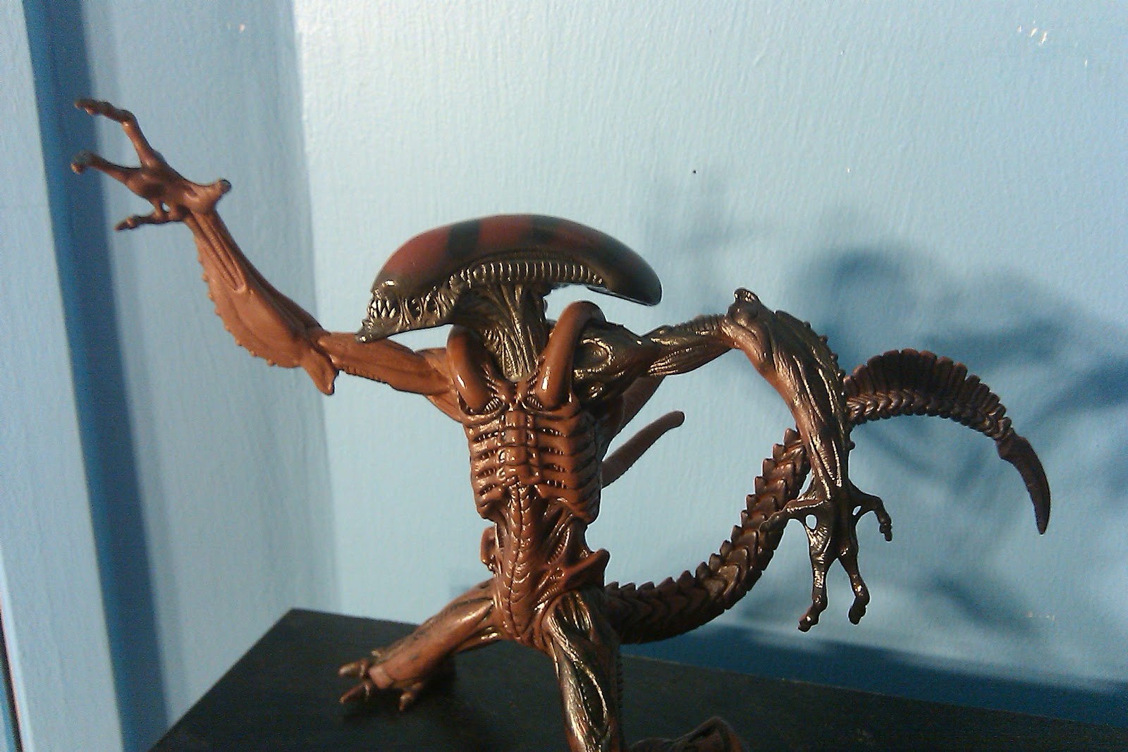 Hasbro's Warrior Alien and Newborn Alien Action Figures Reviewplume-de-pan