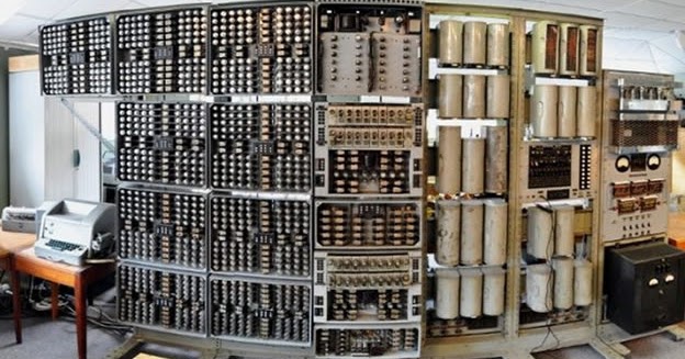 NUVO NOTICIAS: La computadora mas vieja del mundo... ¡RESUCITA!