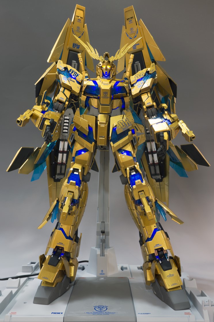 GUNDAM GUY: PG 1/60 Unicorn Gundam Phenex - Painted Build