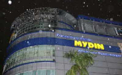 KELAB GREENBOC: [Bergambar & Video] Papan Iklan Mydin USJ Terbakar