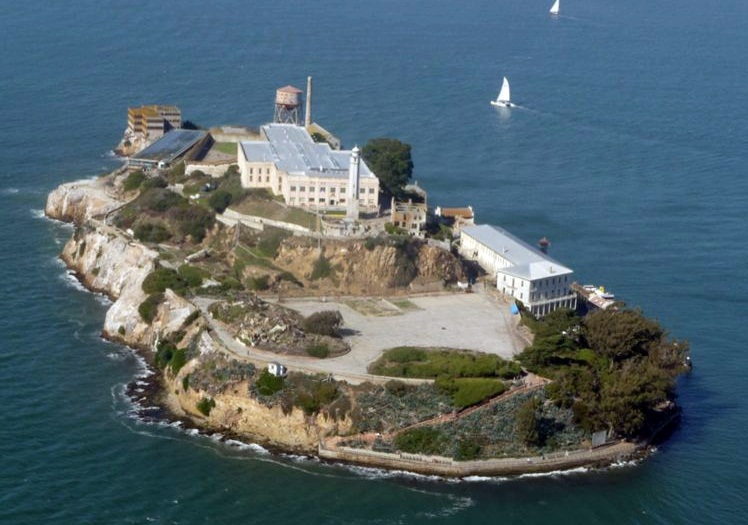 Alasan Alcatraz Menjadi Satu-Satunya Penjara Dengan Hot Shower