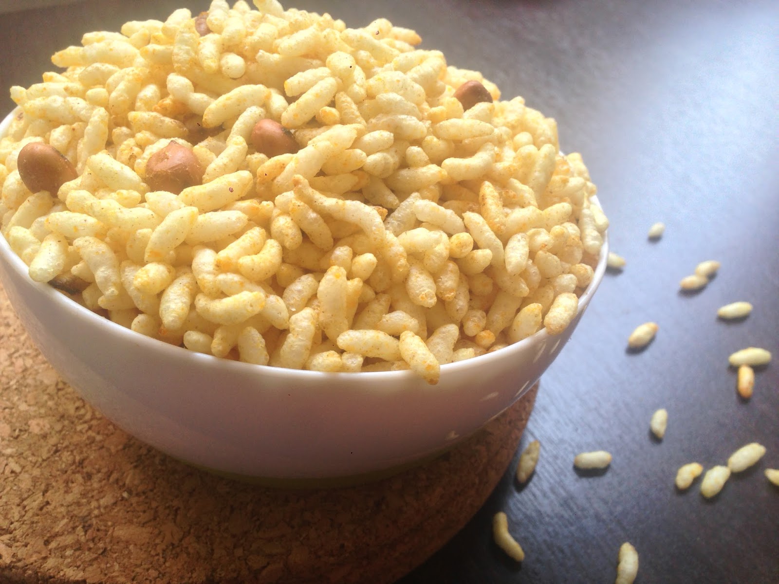 Puffed rice or murmura chiwada - Hellomomy