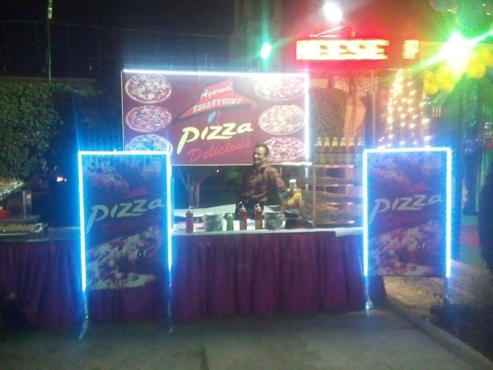 Pizza stalls