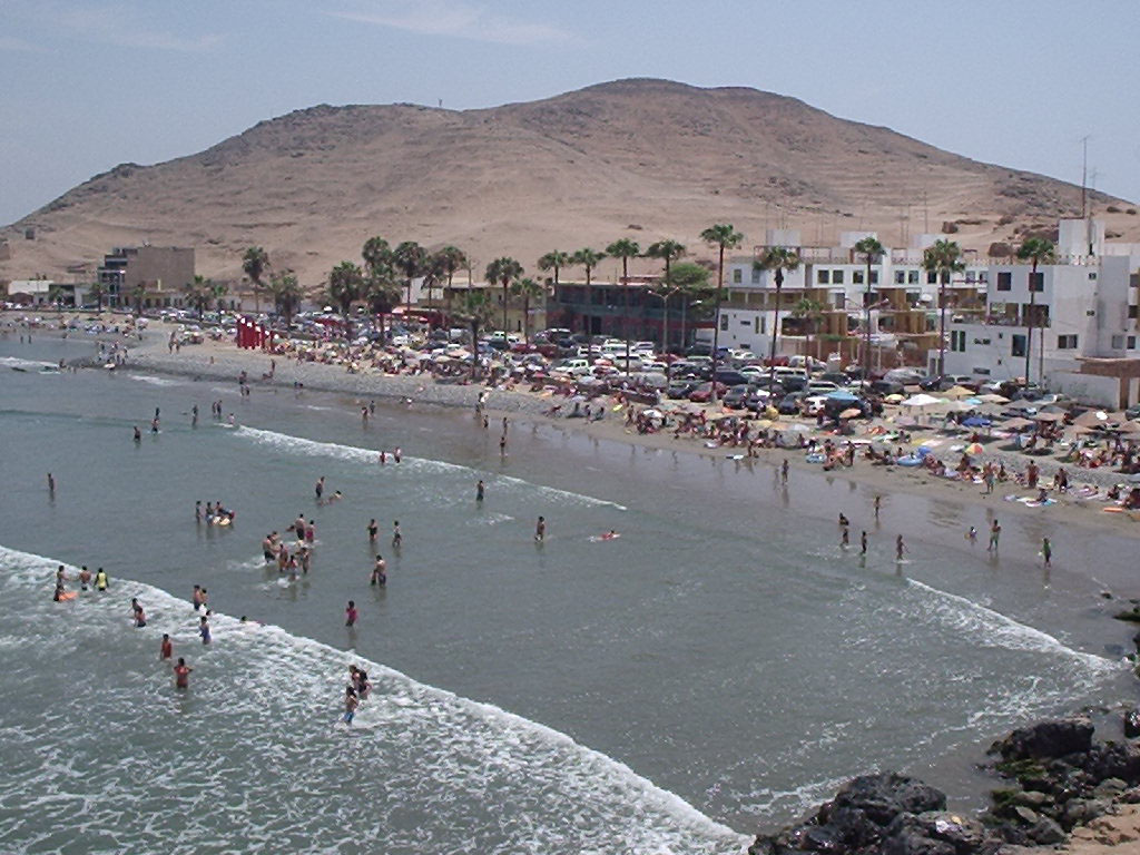 VIAJE FERIADO: PLAYA CERRO AZUL