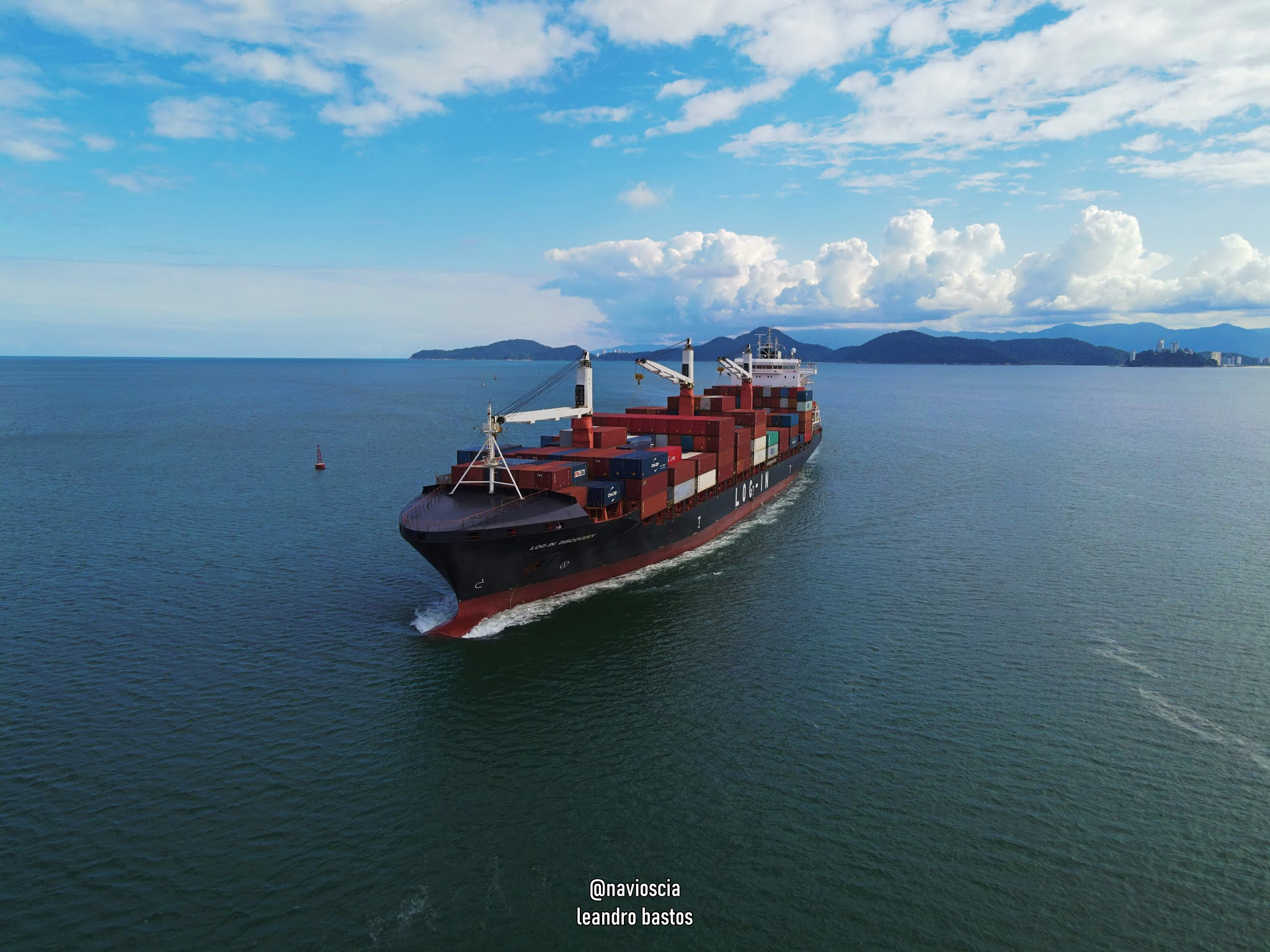 Navios de Santos & CIA: navio LOG-IN DISCOVERY