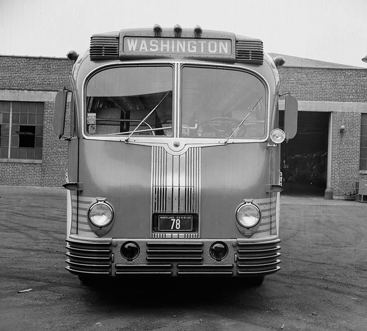 American Auto Emblems: YELLOW COACH/GM COACH