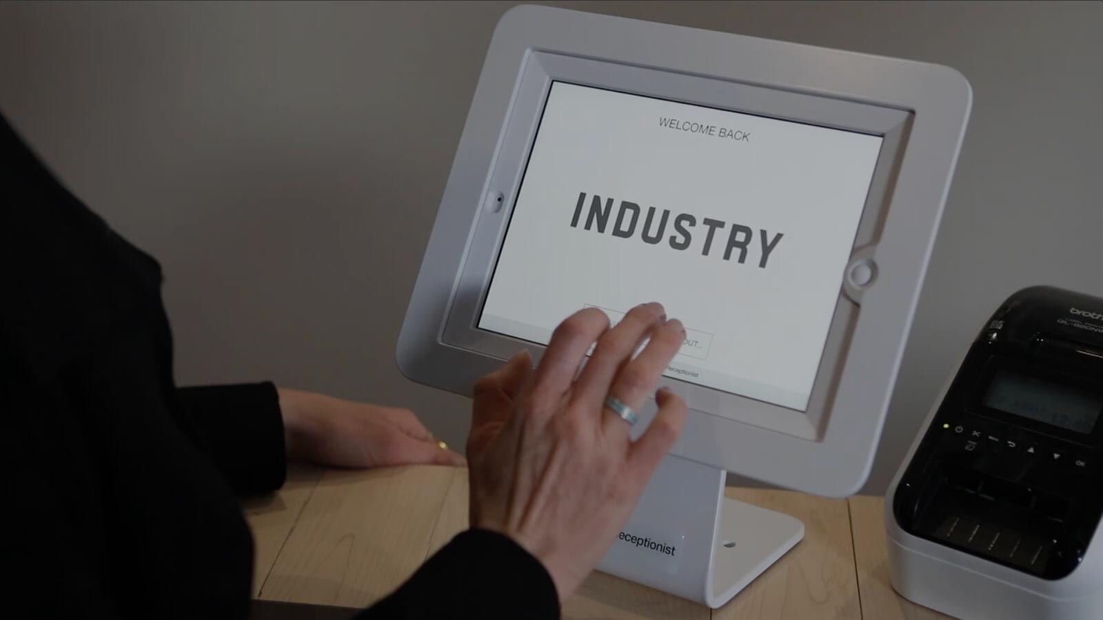 What Is The Significance Of Front Desk Management System In Hotels what-is-the-significance-of-front-desk-management-system-in-hotels