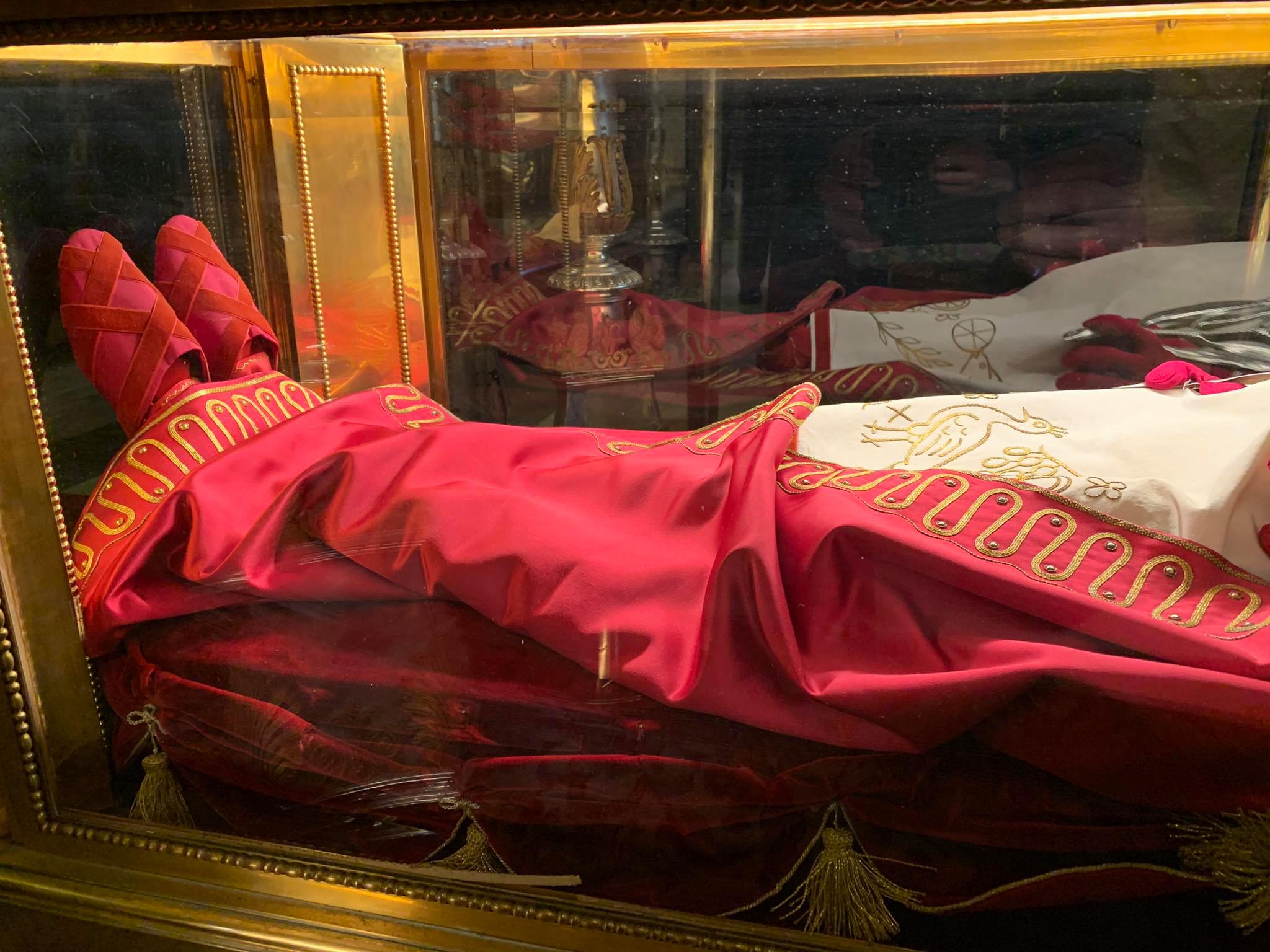 New Liturgical Movement: The Relics of St Victor Maurus in Milan