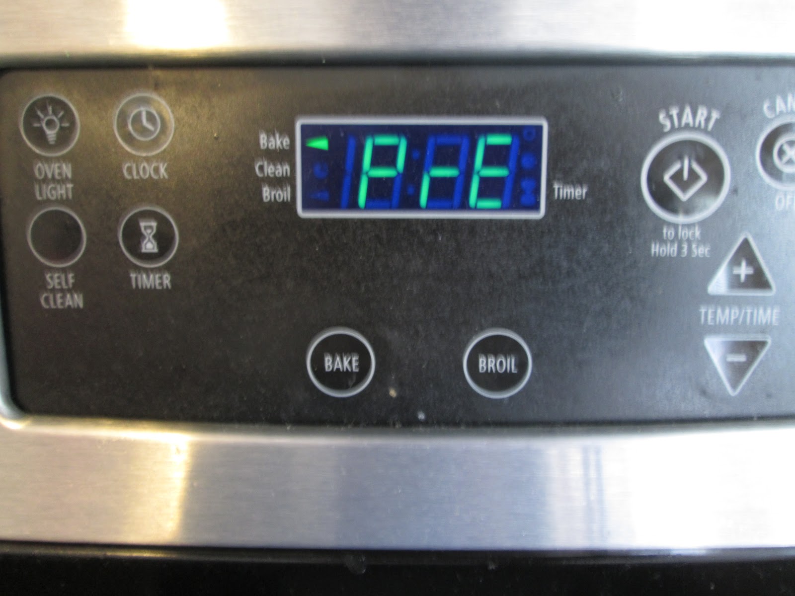 Pennies & Pancakes: How to Make Homemade Bread {Step-by-Step}