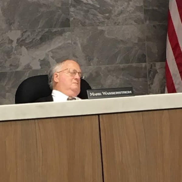 TKC MUST SEE!!! KCPS SCHOOL BOARD DUDE MARK WASSERSTORM ENJOYS SIESTA ...