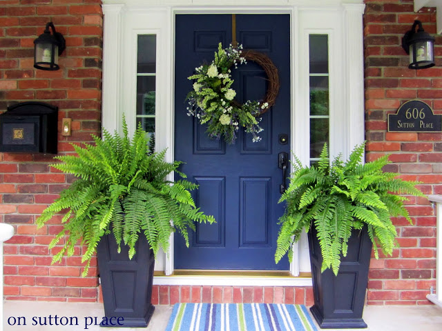 Porch Decor Ideas For A Small Stoop - A Stroll Thru Life