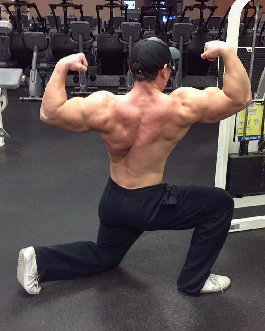 the beauty of male muscle: Anthony