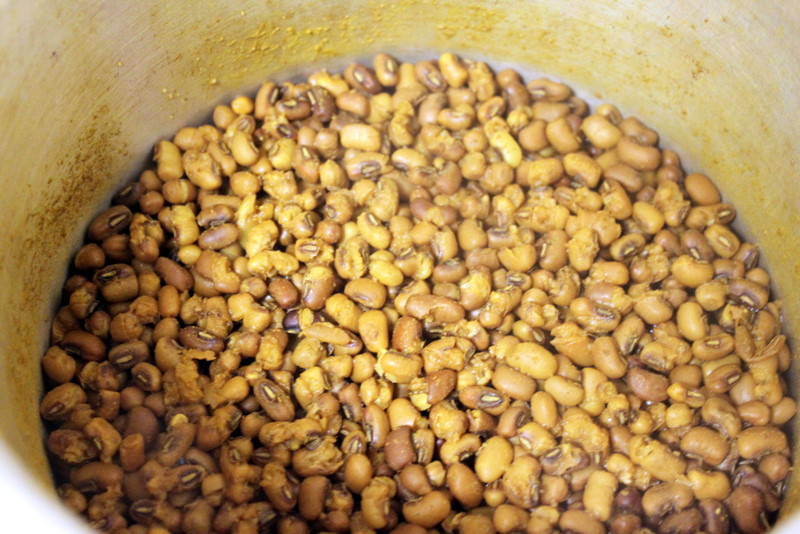 Delicious!!!: Vanpayar (Red gram/Red cowpeas) Upperi