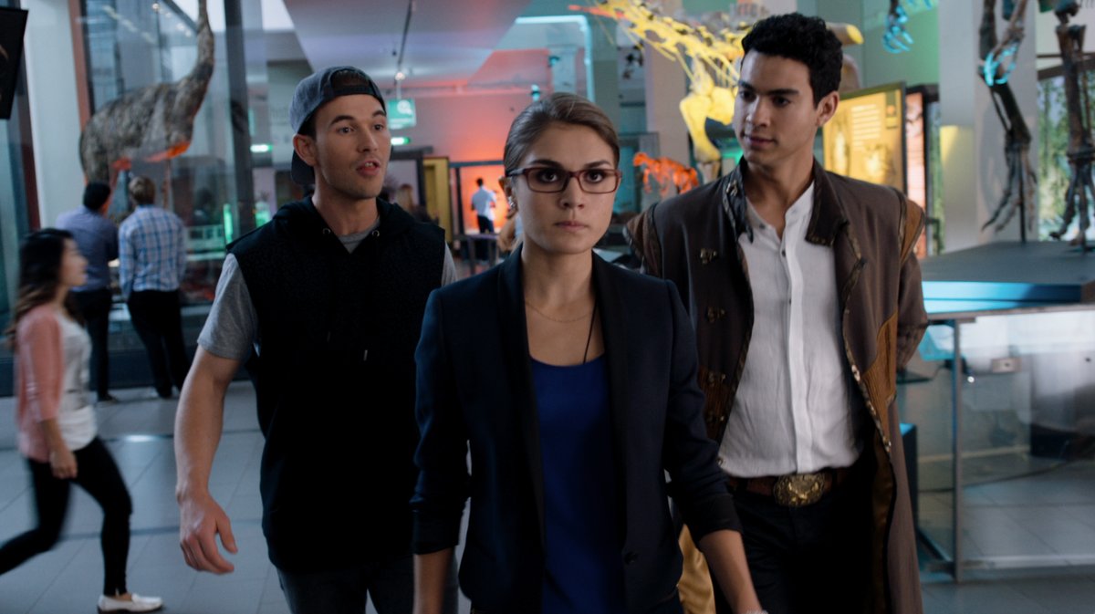 Henshin Grid: Power Rangers DIno Supercharge - Catching Some Rays ...