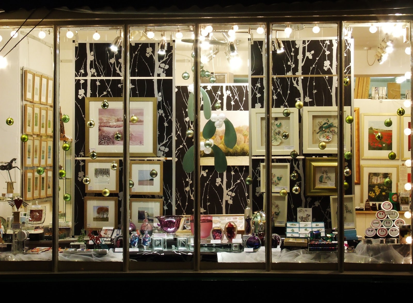 Crown Studio Gallery Rothbury: My Winter Wonderland Christmas Window ...