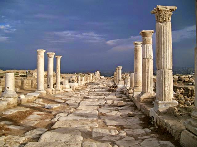 HOW IN THE WORLD!!: Laodicea: A Church Where Jesus was on the outer ...