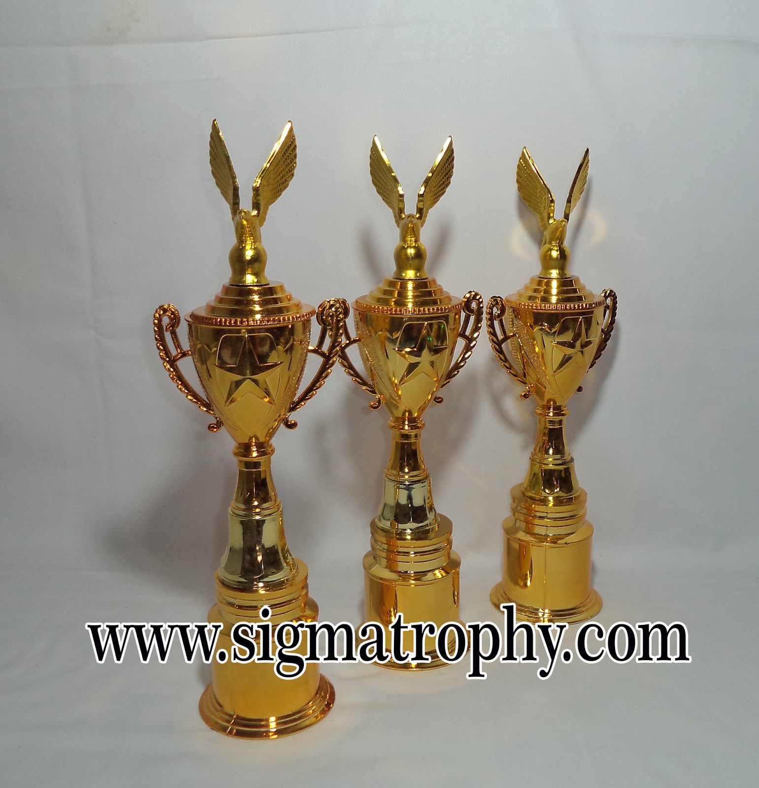 Model Piala Plastik Terbaru | Pusat Piala Trophy Marmer Dan Plakat ...