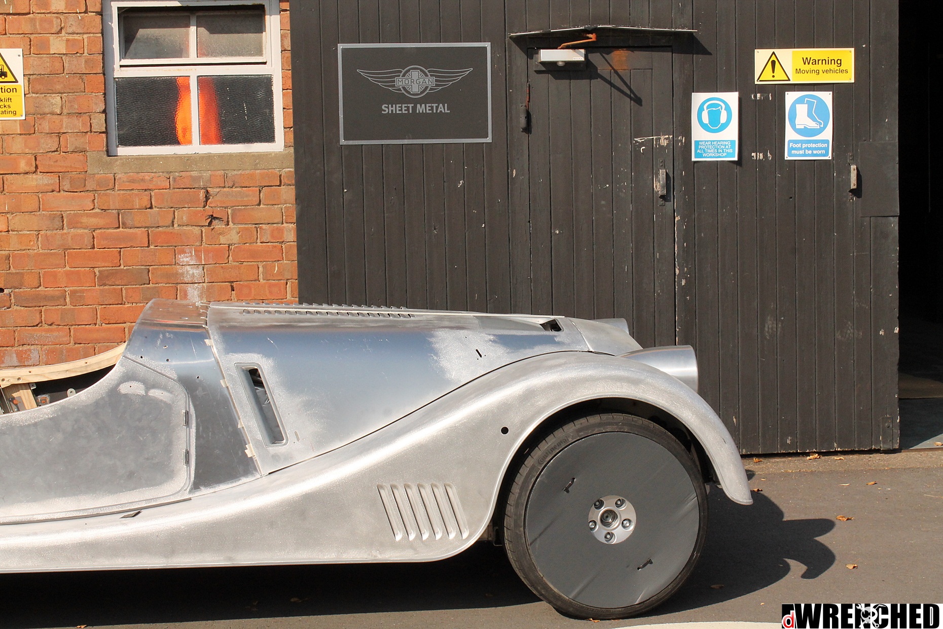 dWrenched - Kustom Kulture and Crazy Bikes: dW SPECIAL: MORGAN MOTORS ...