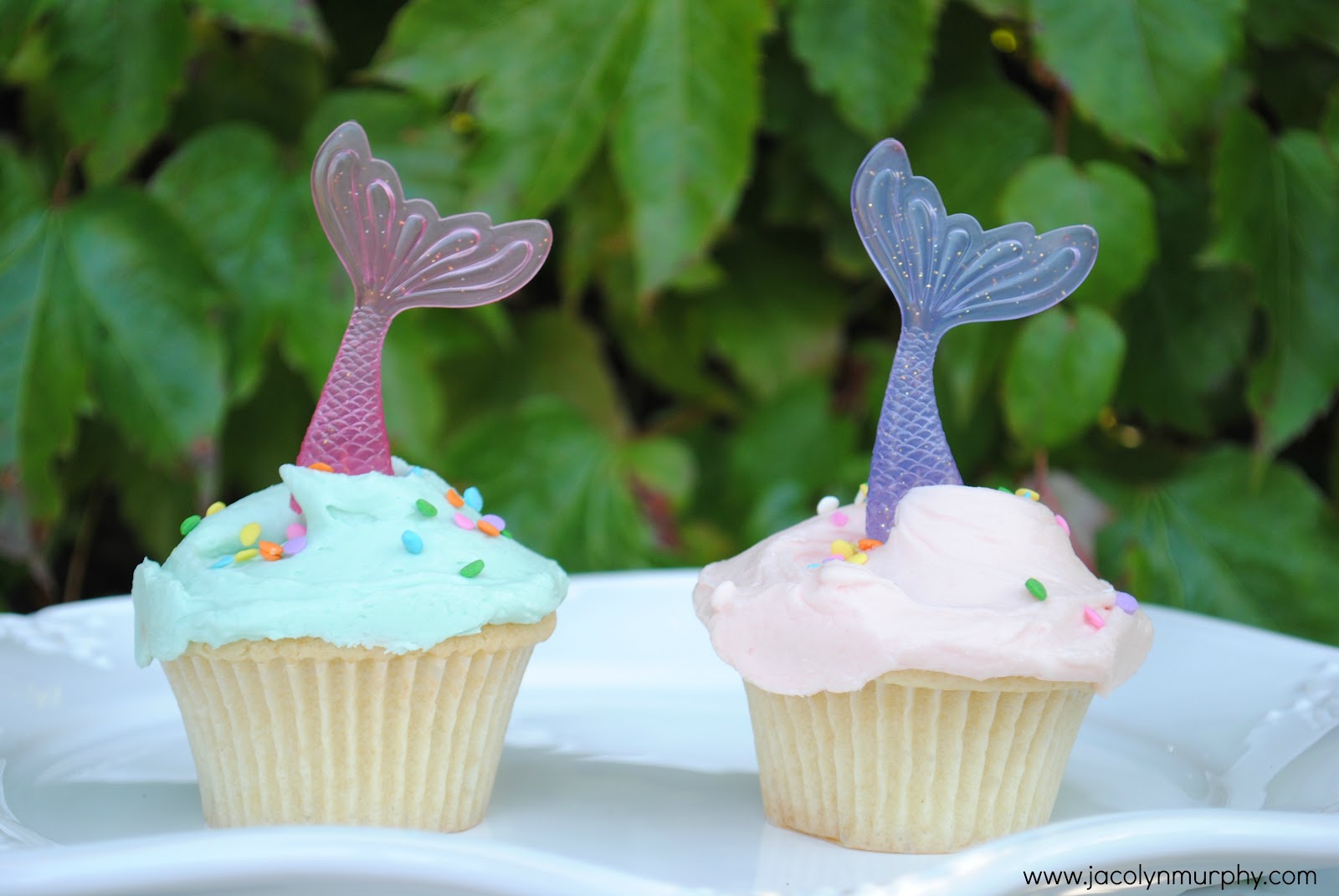 Jac o' lyn Murphy: Dive In! Mermaid Cupcake Toppers