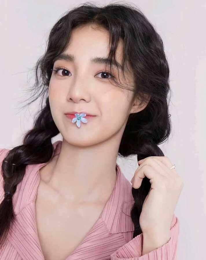 Biodata dan Profil Lengkap Wan Peng (Chinese Actress) - Nona Mandarin