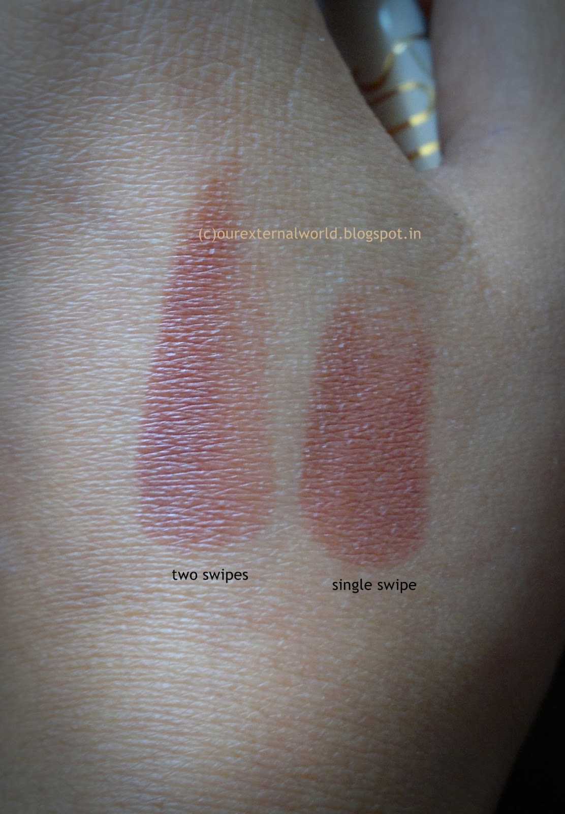 Lotus Herbals Pure Color Lipstick - Rose Wood - Review