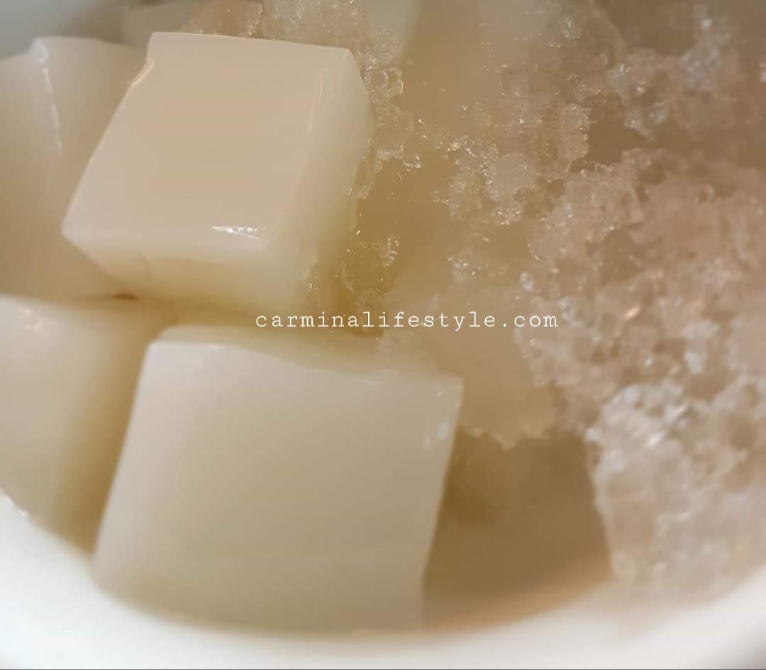 Almond Jello with Lychees Dessert Recipe