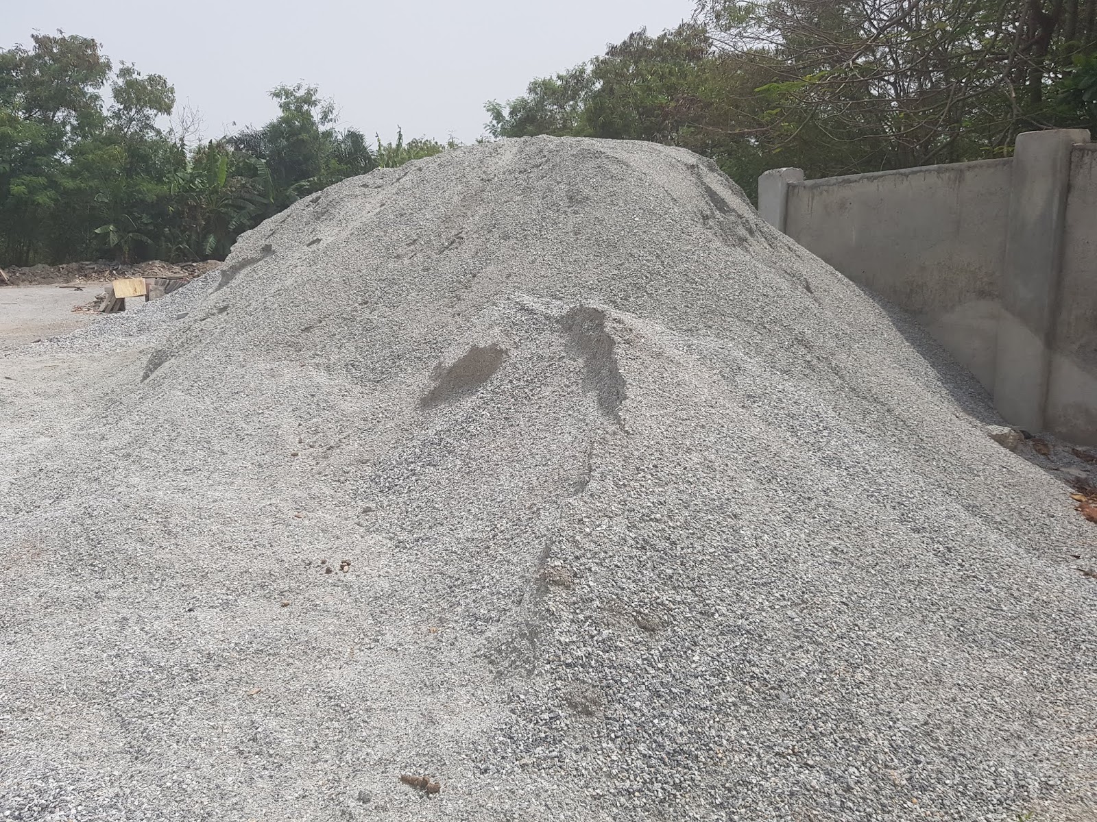 AA+ SAND AND STONE GHANA: Quarry Dust