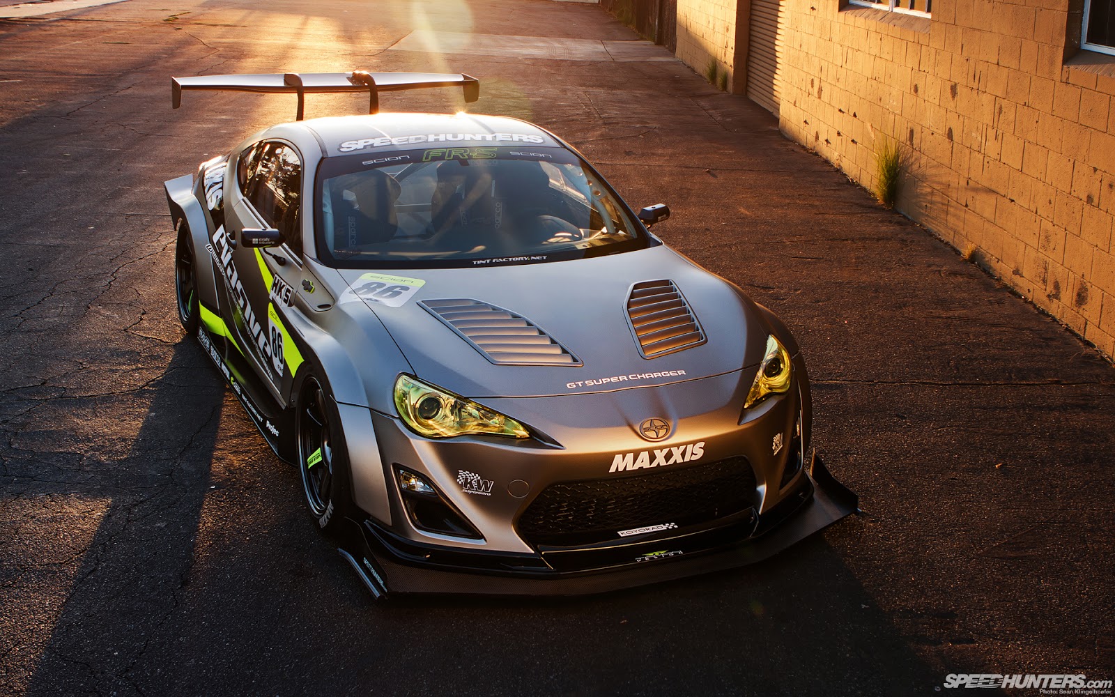 319. Zdjęcia #102: Wysokie skrzydła. ~ staryjaponiec - japońska motoryzacja