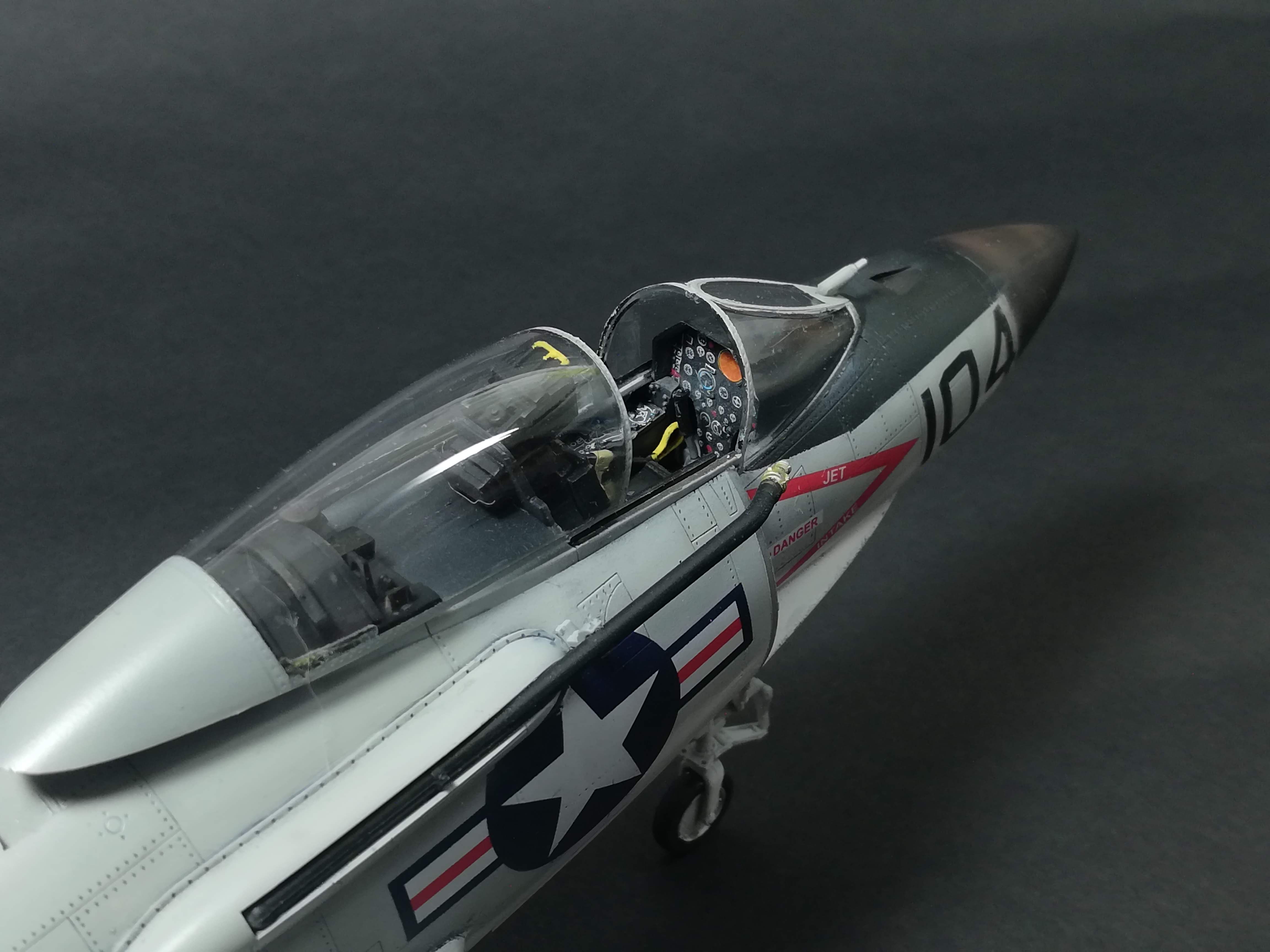 McDonnell Douglas F3H-2 Demon, VF-31 Tomcatters - Hobby Boss, 1/48 - Terminé